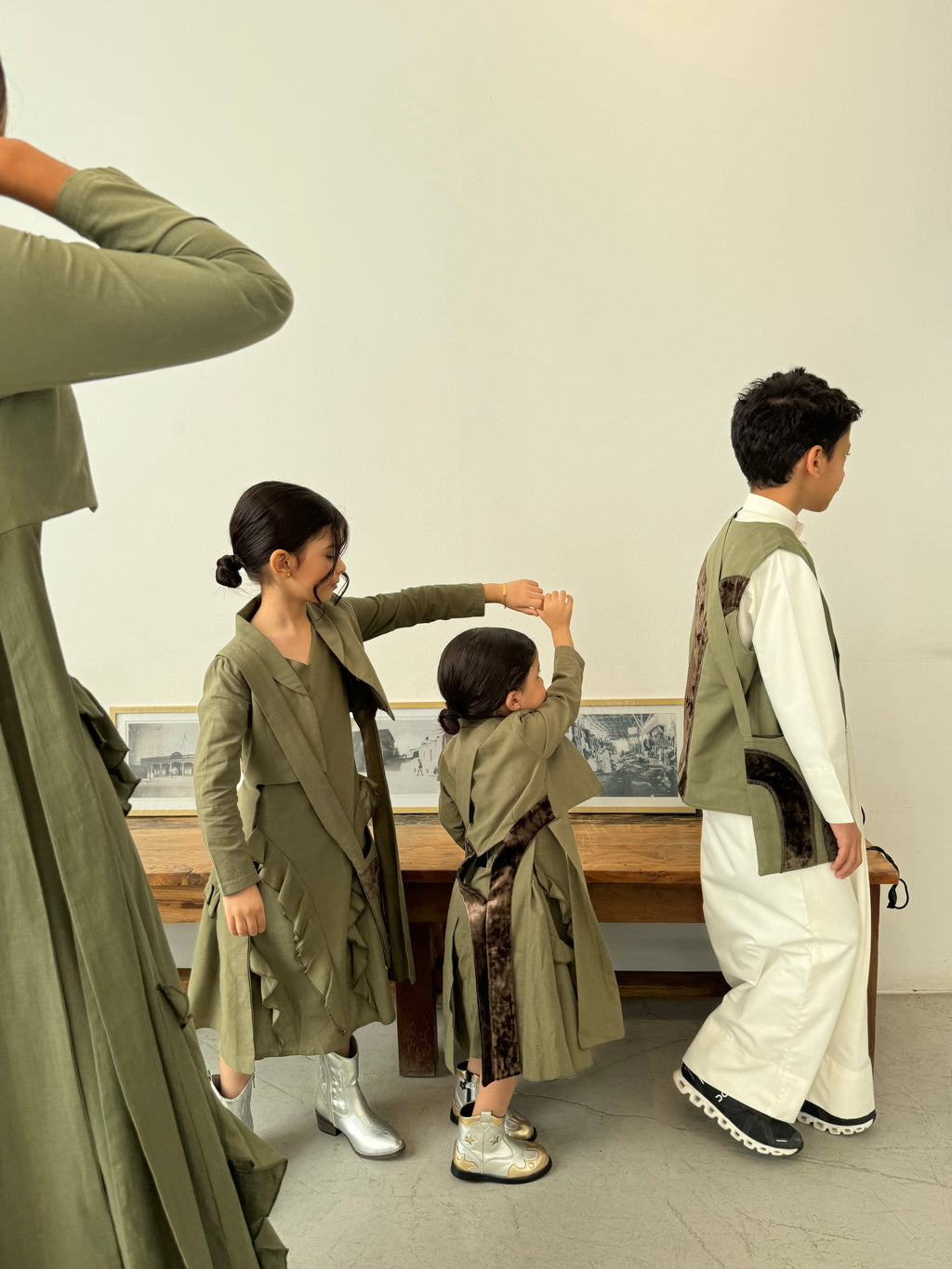 Lara Girl (Kids)-Khaki – by reya